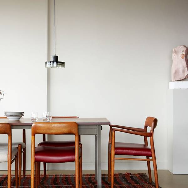 Barbican Flat by Maria Speake of Retrouvius - Mid Century Design ...