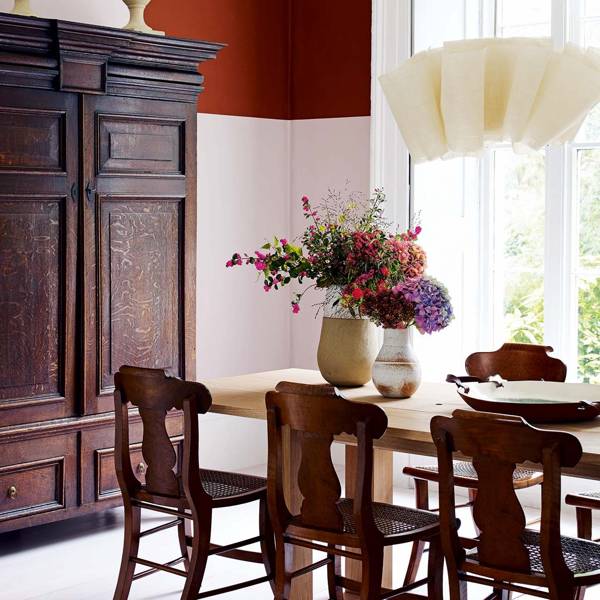 How to use brown antique furniture in a modern home | Decoration Ideas ...