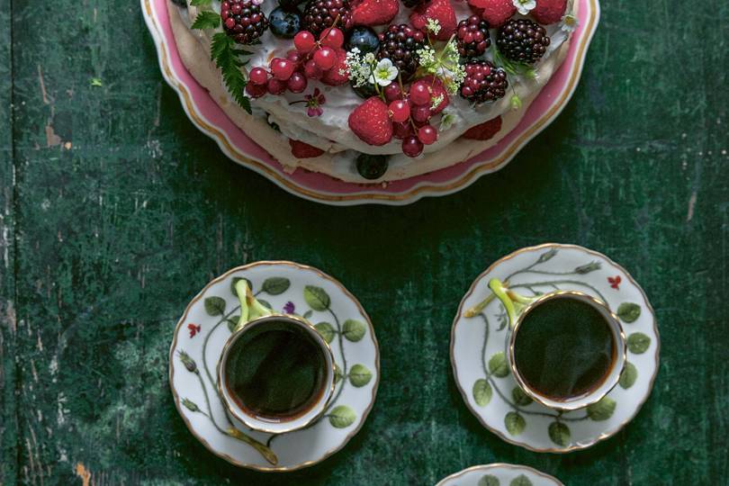 Skye McAlpine berry cloud cake | House & Garden
