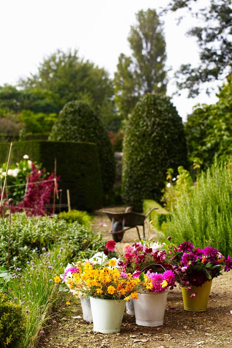 Wardington Manor - Bridget Elworthy, The Land Gardeners Home | House ...