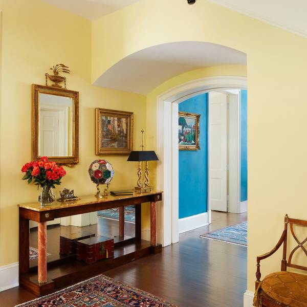 Hillary & Bill Clinton's deeply personal Washington D.C. home | House ...