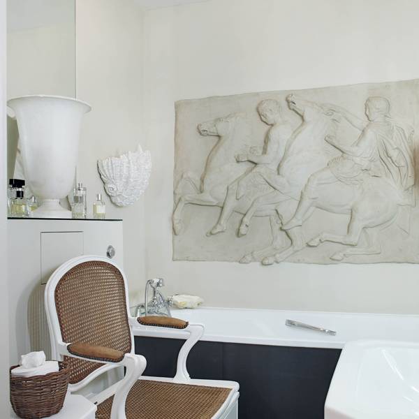 Decorator Nicky Haslams London Flat | House & Garden