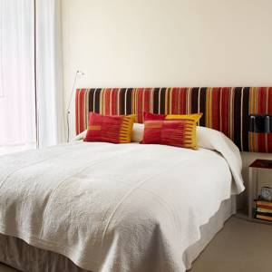 Barbican Flat by Maria Speake of Retrouvius | House & Garden