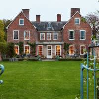 Edward Bulmer Queen Anne Country House | House & Garden