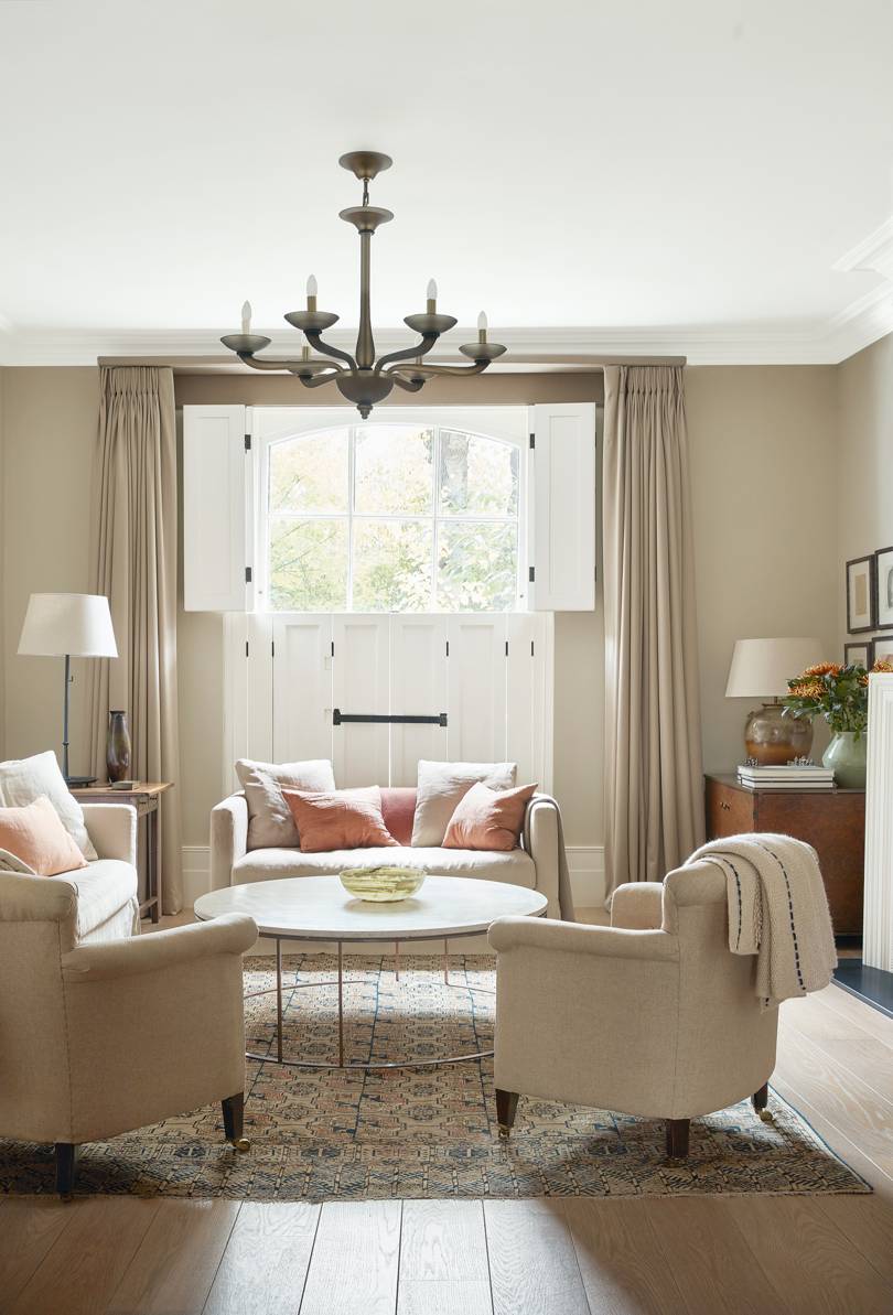 The Dulux paint colours interior designers swear by | House & Garden