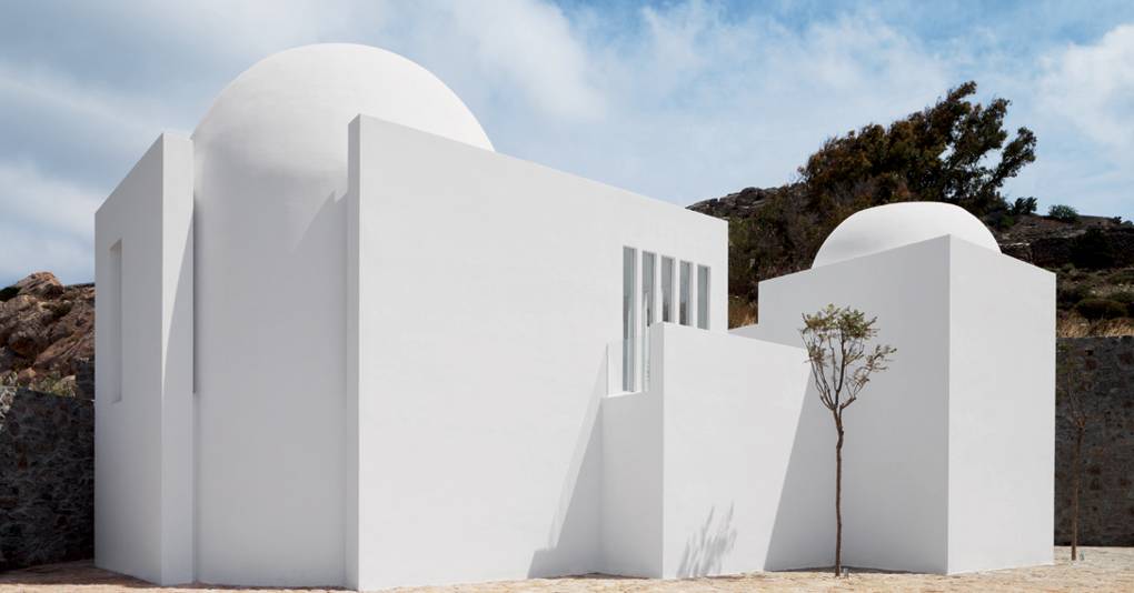 Chapel on Mykonos designed by David Roy of James Gorst Architects ...