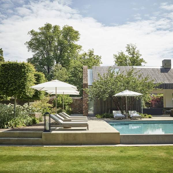 Chrissie Rucker White Company country garden | House & Garden