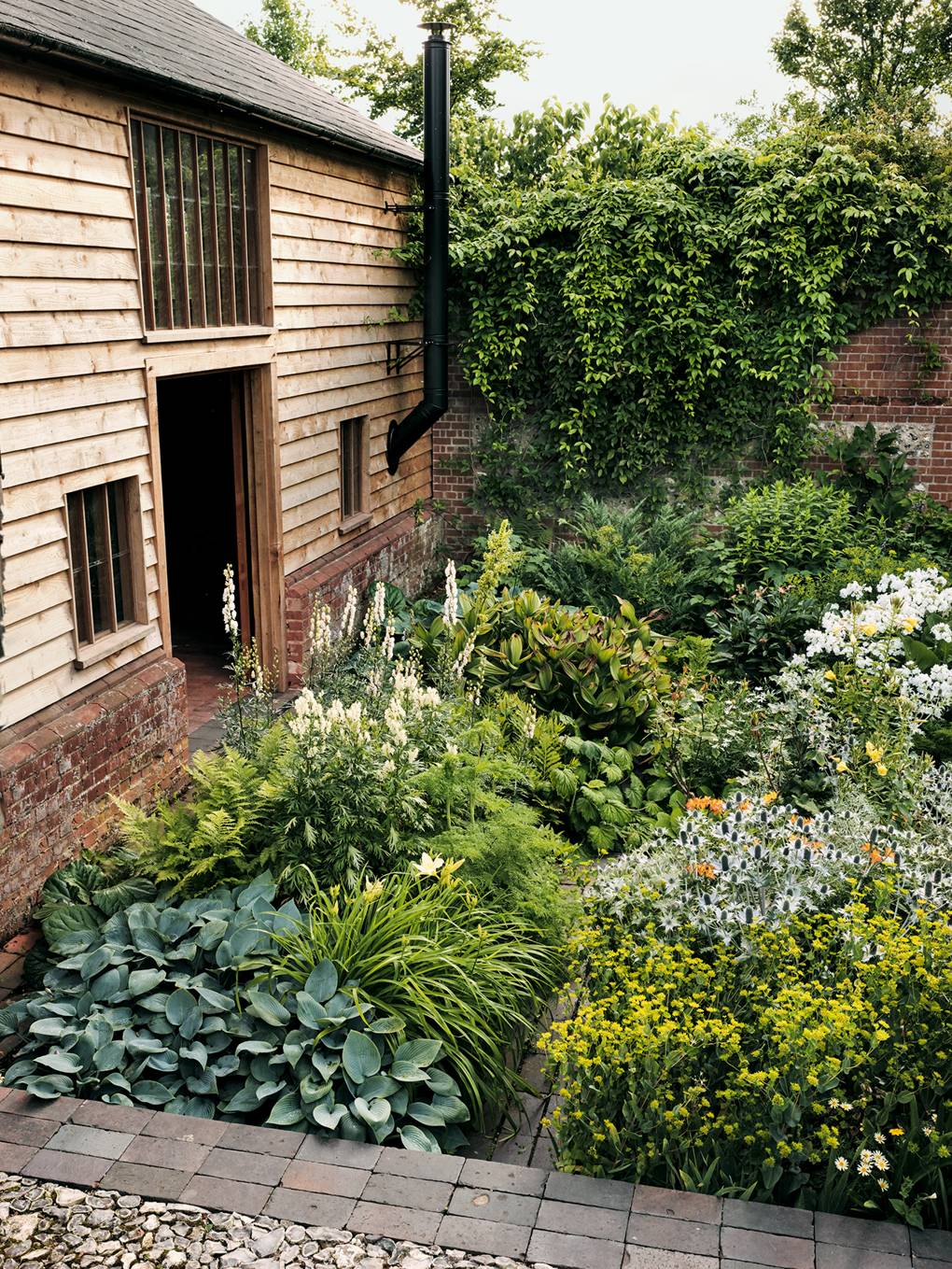 The garden of landscape architects Pip Morrison and Kim Wilkie | House ...