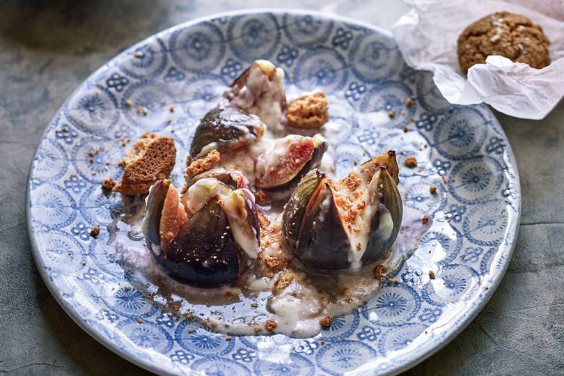 Roasted fig recipe with crumbled amaretti and mascarpone | House & Garden