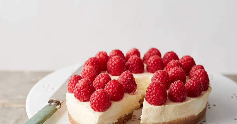 Lemon and Raspberry Ricotta Cheesecake Recipe | House & Garden