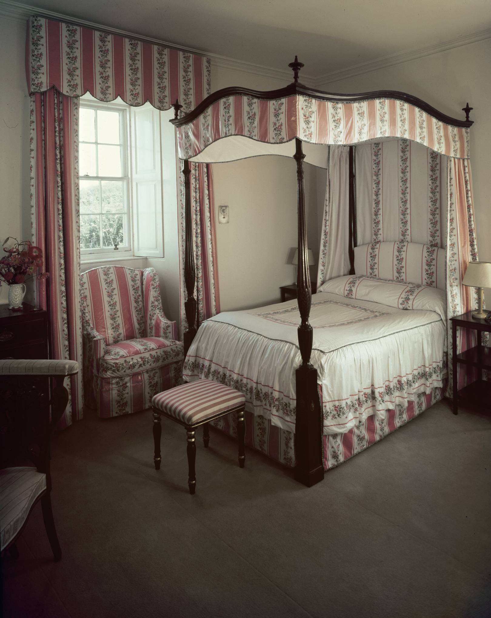 Inside the Castle of Mey the Queen Mother's Scottish castle | House ...